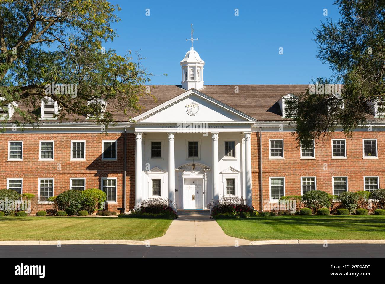 Moose lodge hi-res stock photography and images - Alamy