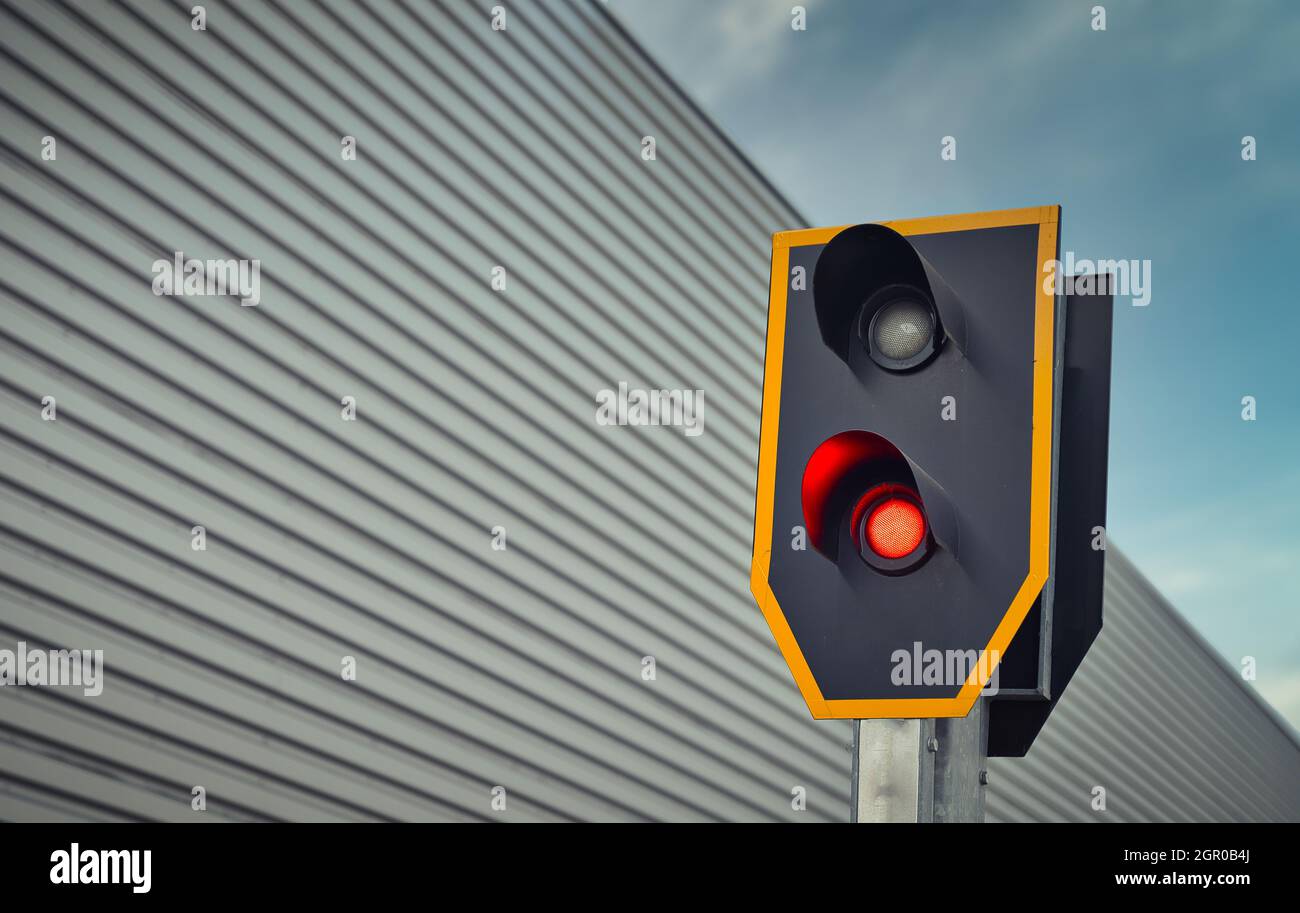 Exterior train set hi-res stock photography and images - Alamy