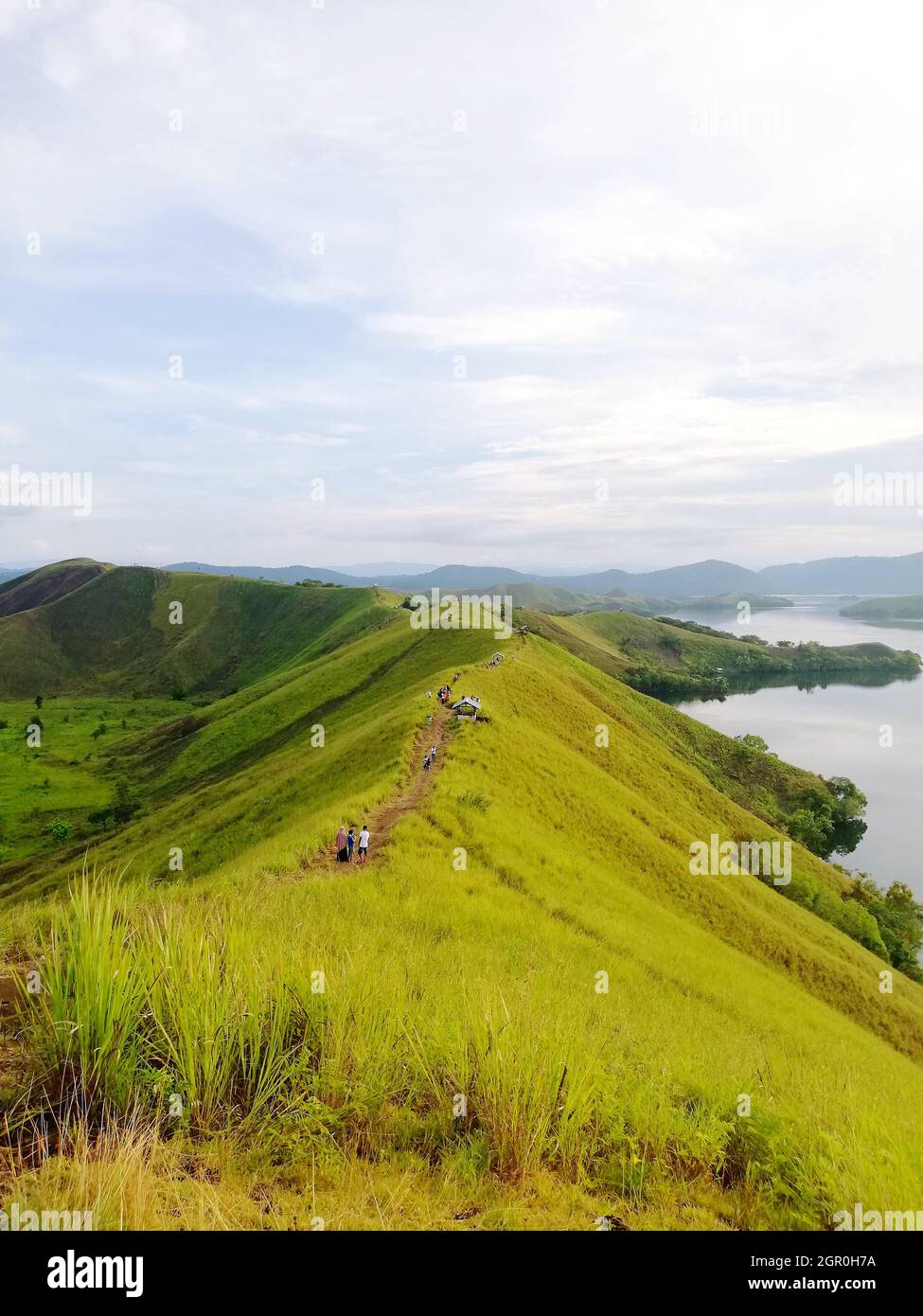 Mountain range in papua indonesia hi-res stock photography and images ...