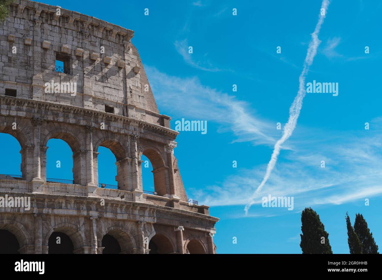 Cielo estate hi-res stock photography and images - Alamy