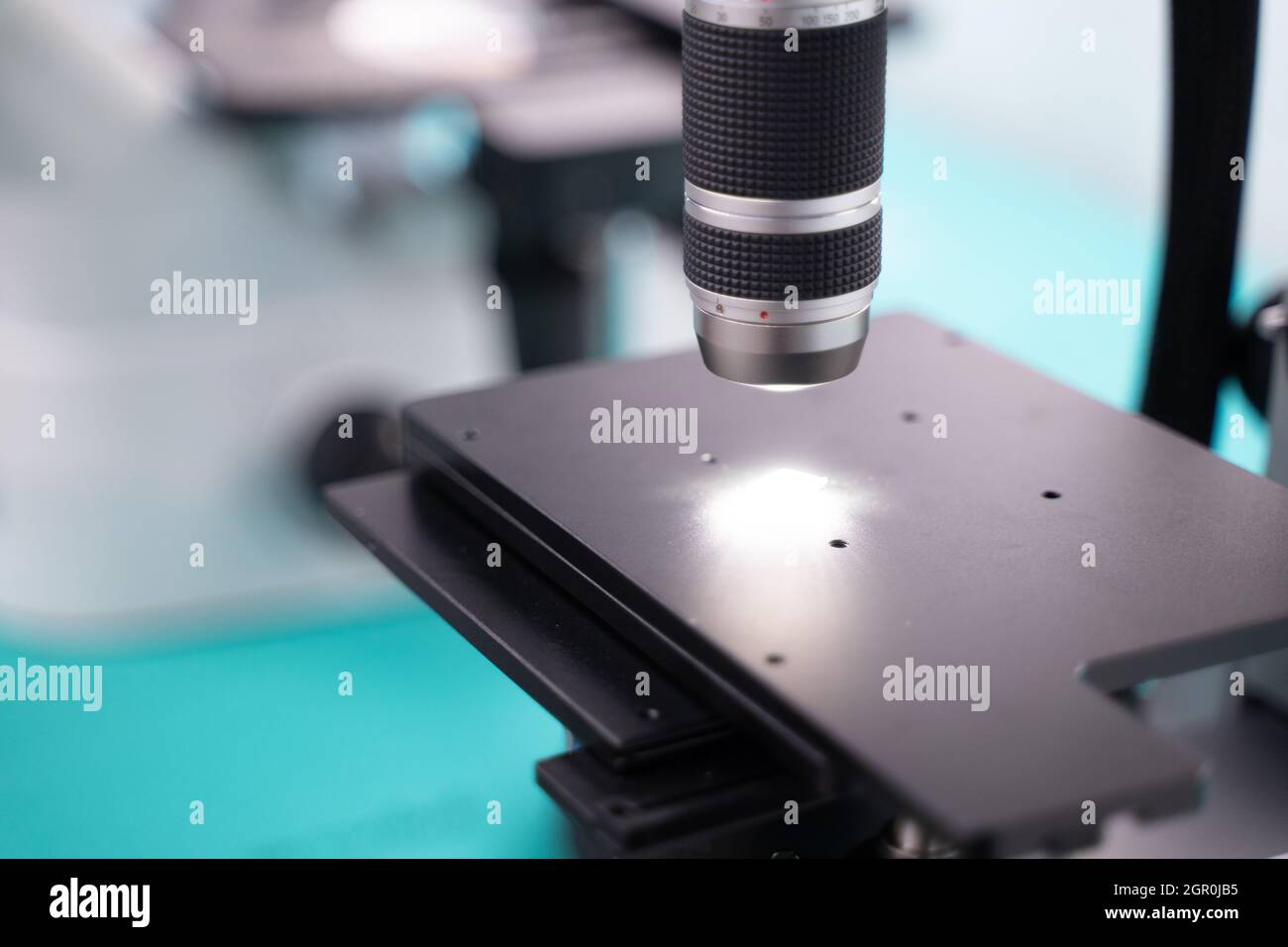 Optical microscopes hi-res stock photography and images - Alamy
