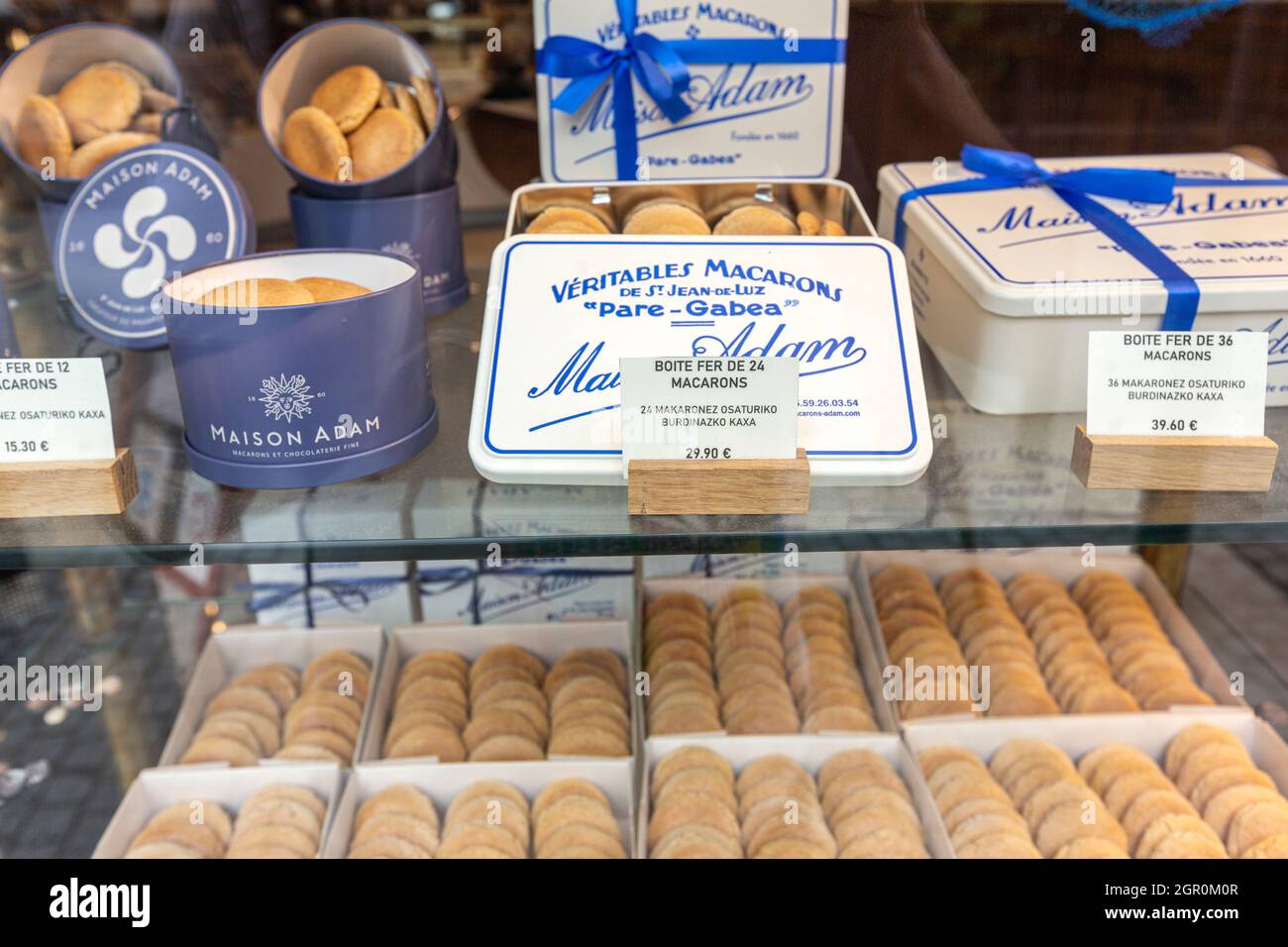 Maison Adam, Maison Adam, Macarons, Biarritz, Pyrénées-Atlantiques ...