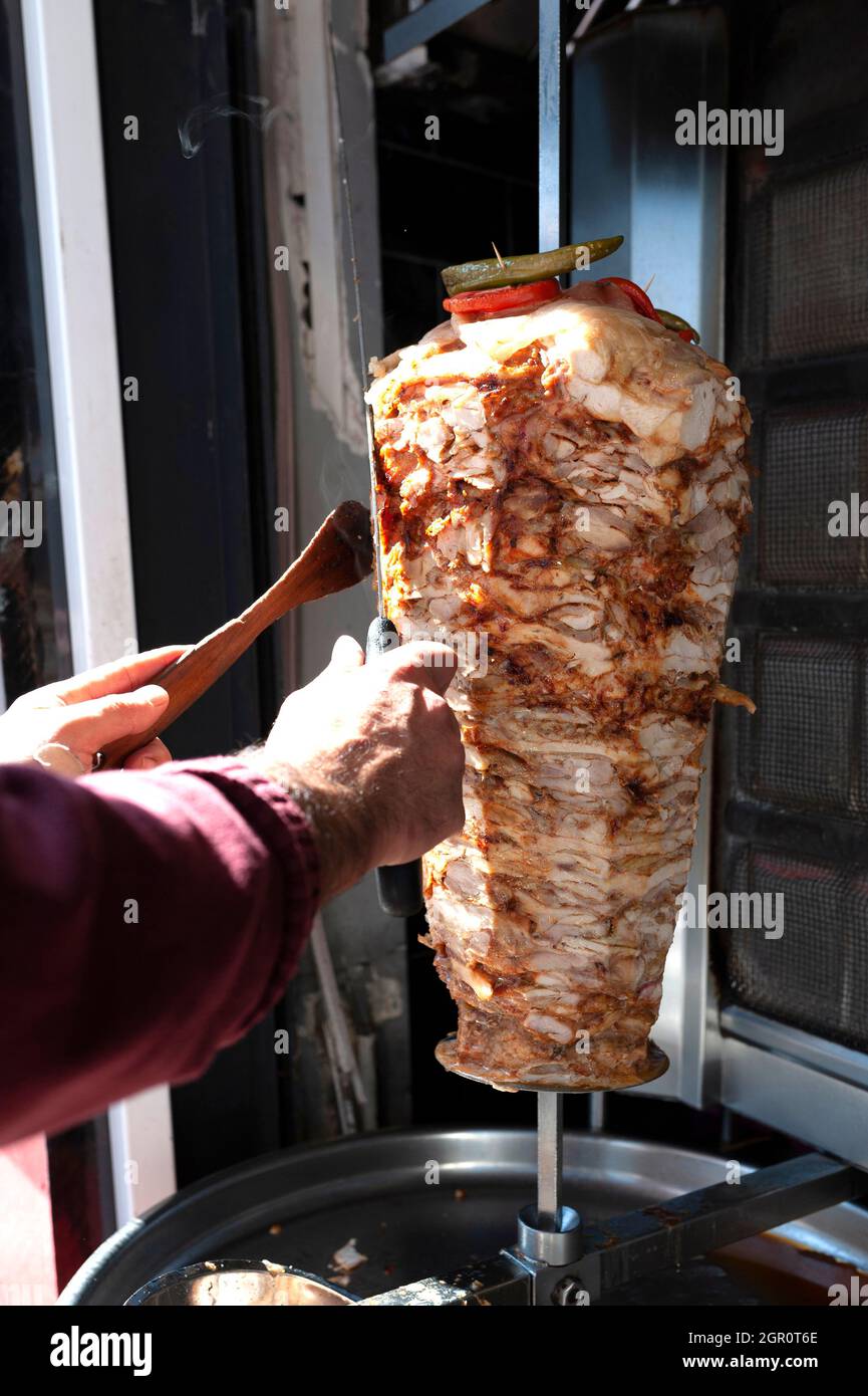 Turkish chicken meat, chicken doner kebab Stock Photo - Alamy