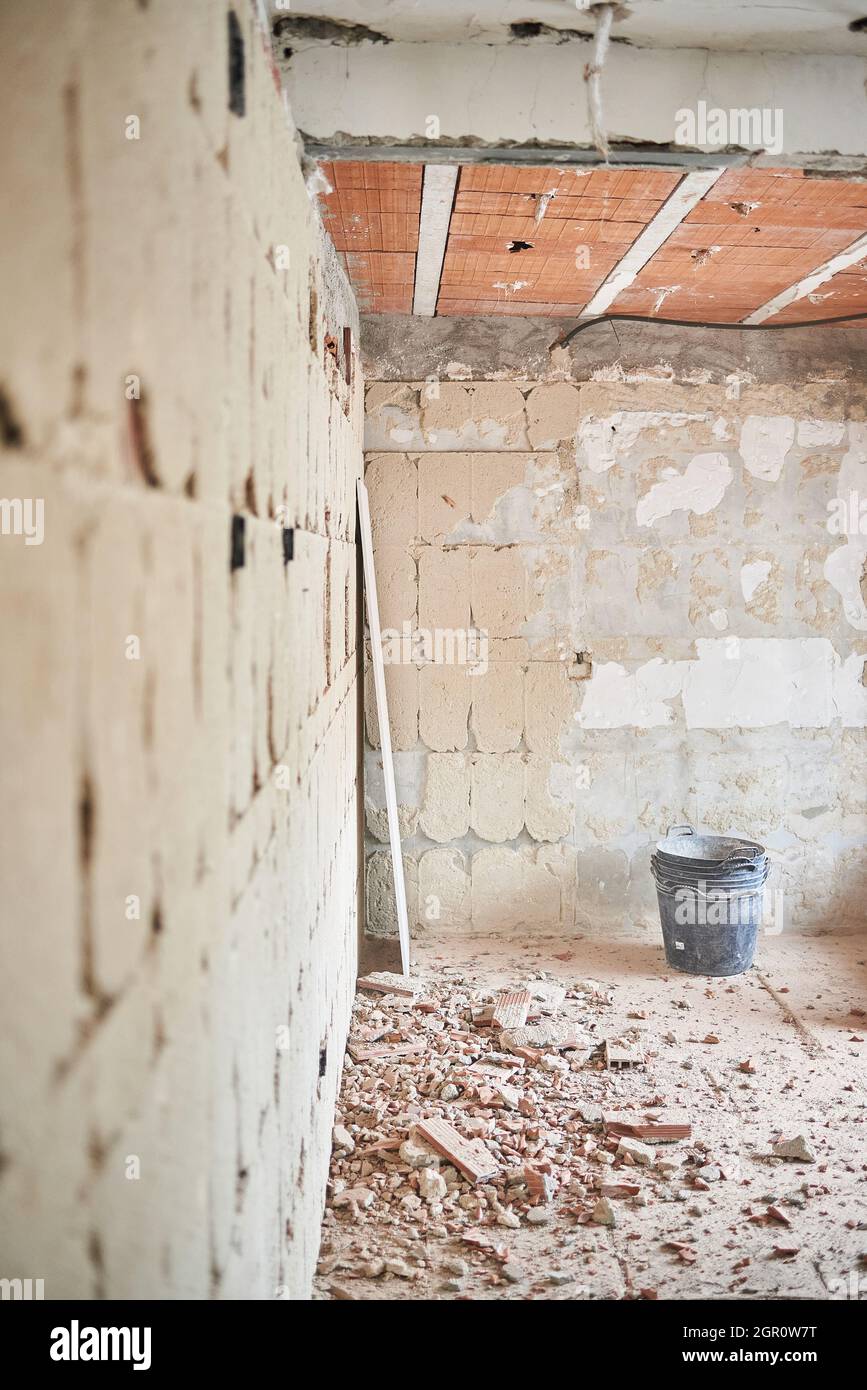 Debris on ground house hi-res stock photography and images - Alamy