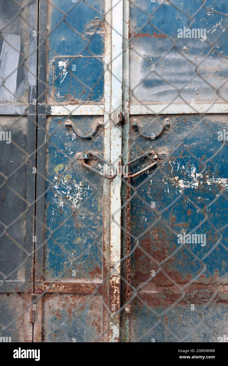 Old style building brick facade door hi-res stock photography and ...
