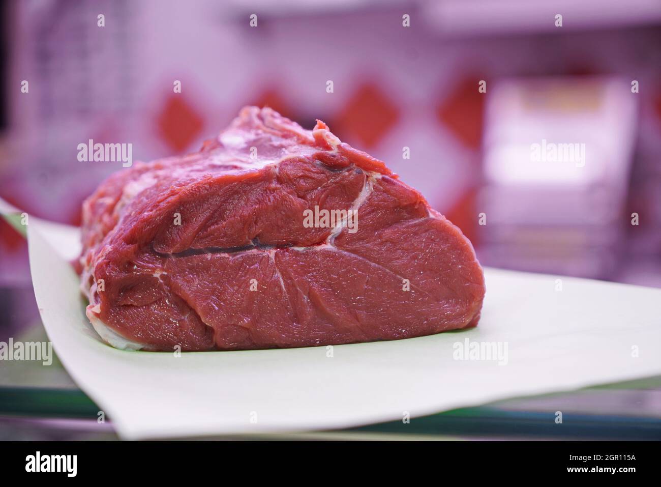 Butchers counter hi-res stock photography and images - Alamy