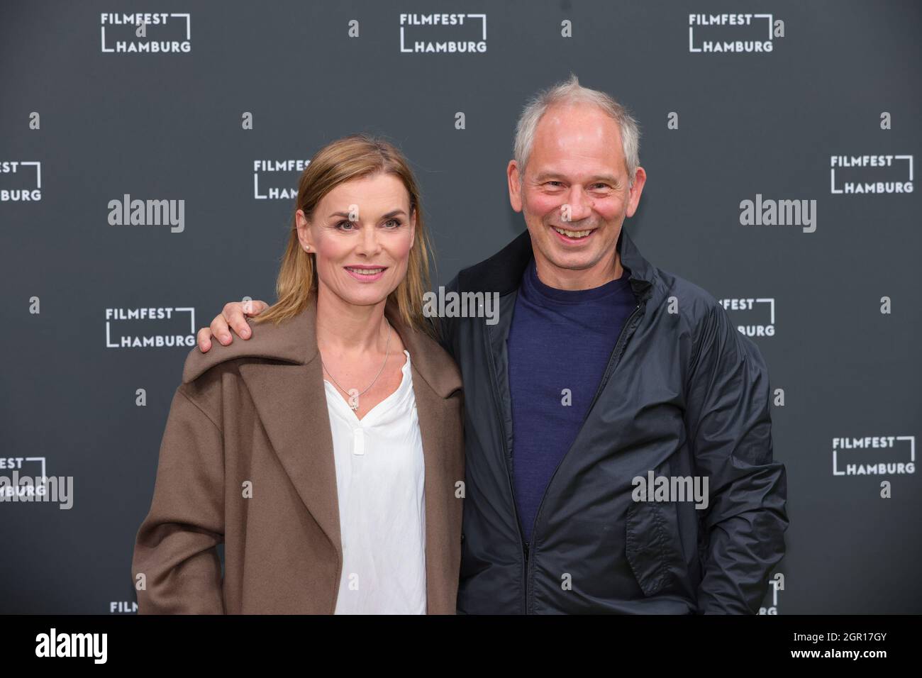 Hamburg, Germany. 30th Sep, 2021. Actors Andrea Lüdke and Michael Lott ...