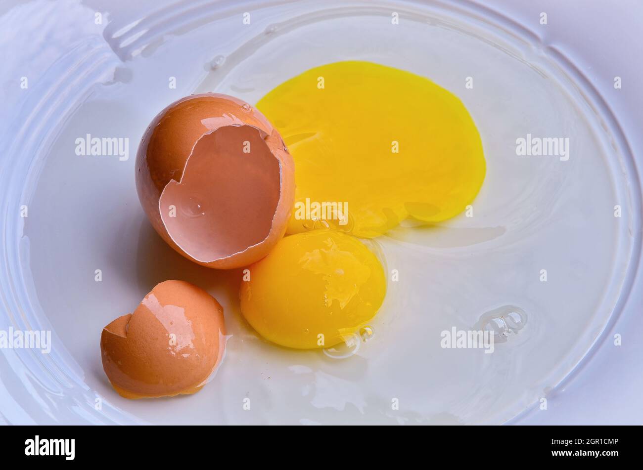 Crash plate hi-res stock photography and images - Alamy