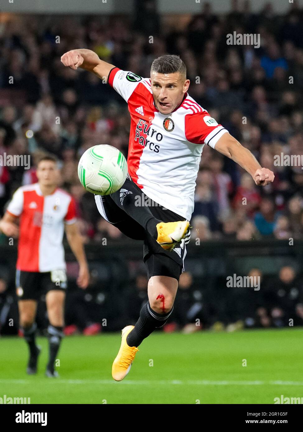 ROTTERDAM, NETHERLANDS - SEPTEMBER 30: Bryan Linssen of Feyenoord ...