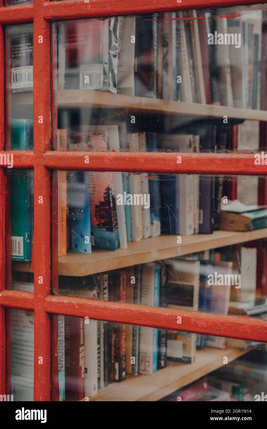 Local book exchange hi-res stock photography and images - Alamy
