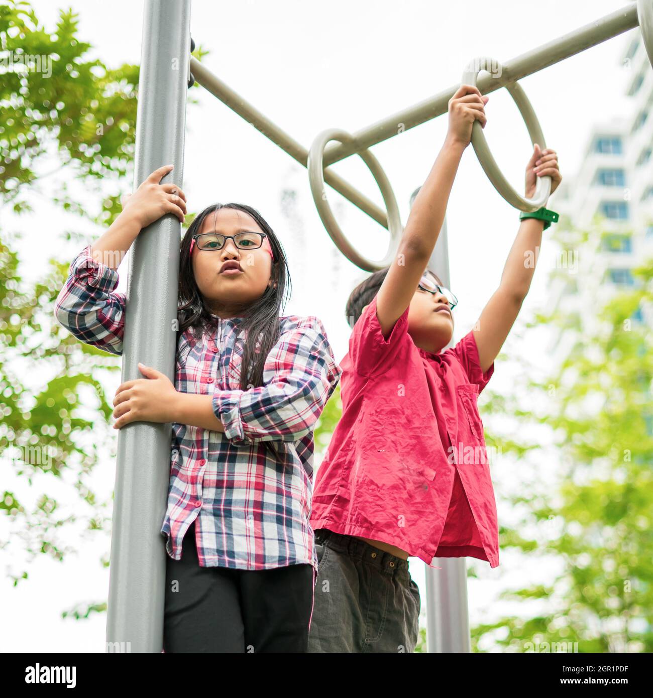 Malaysia children exercise hi-res stock photography and images - Alamy