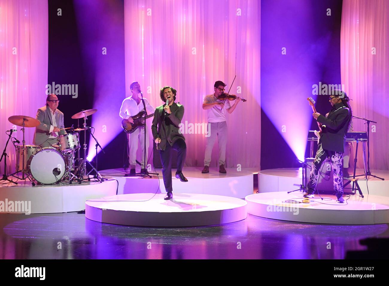 EDITORIAL USE ONLY Jack Savoretti and Nile Rodgers performing during ...