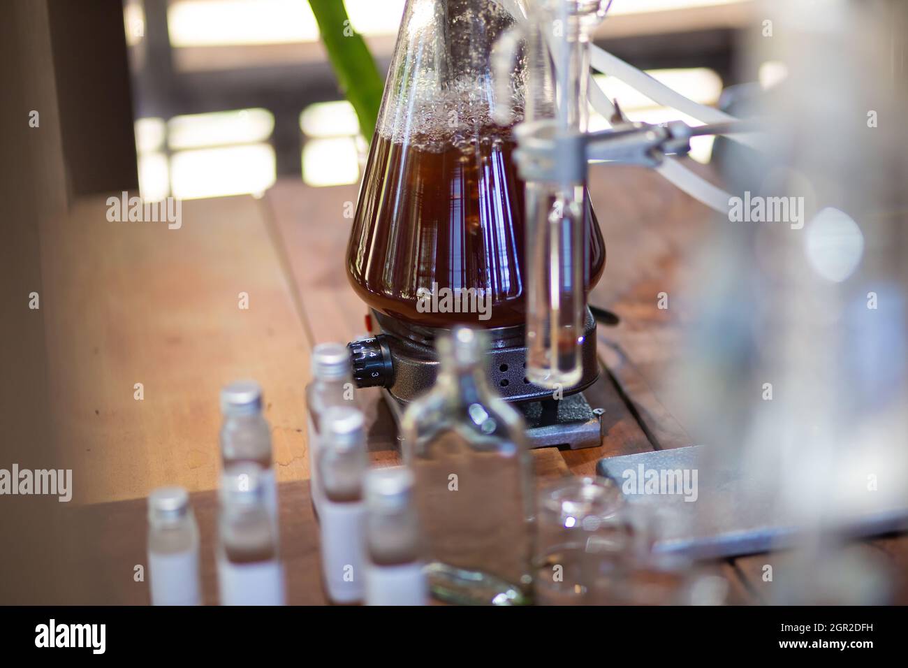 Tube vector hi-res stock photography and images - Alamy