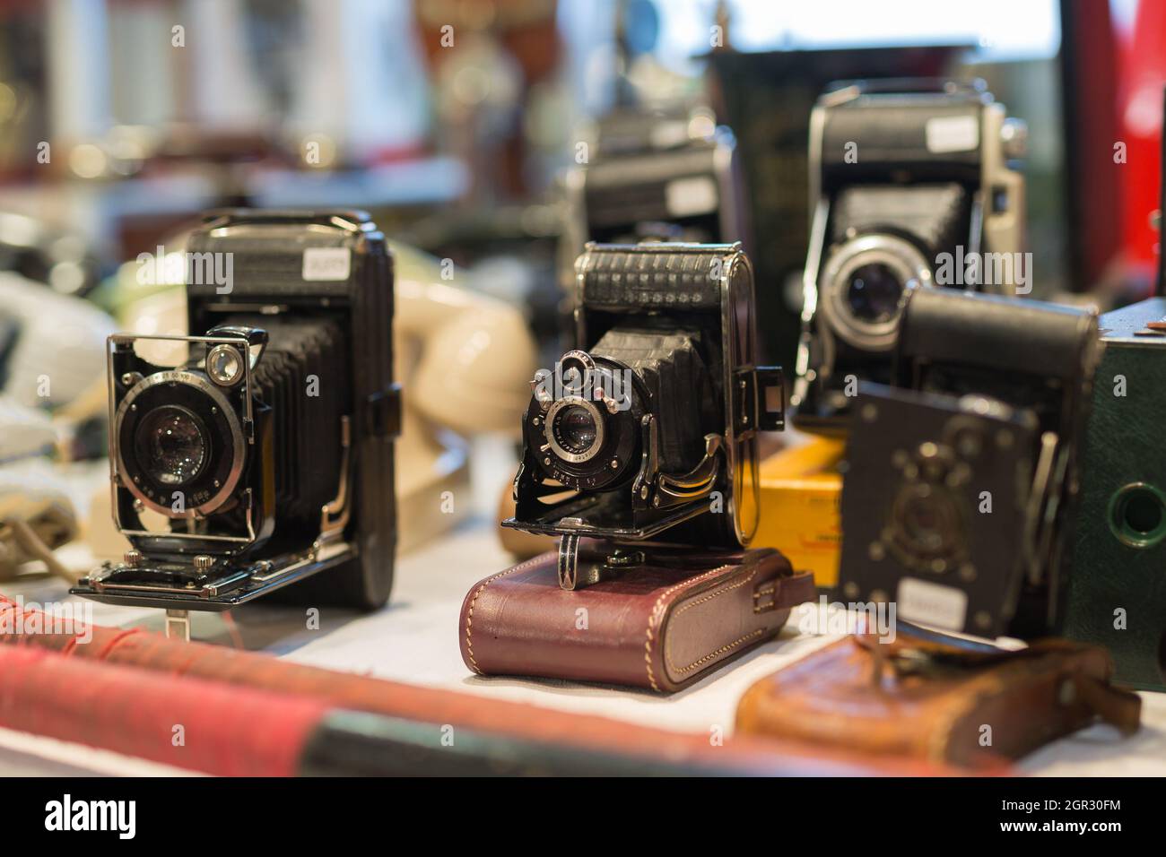 Pile digital cameras hi-res stock photography and images - Alamy