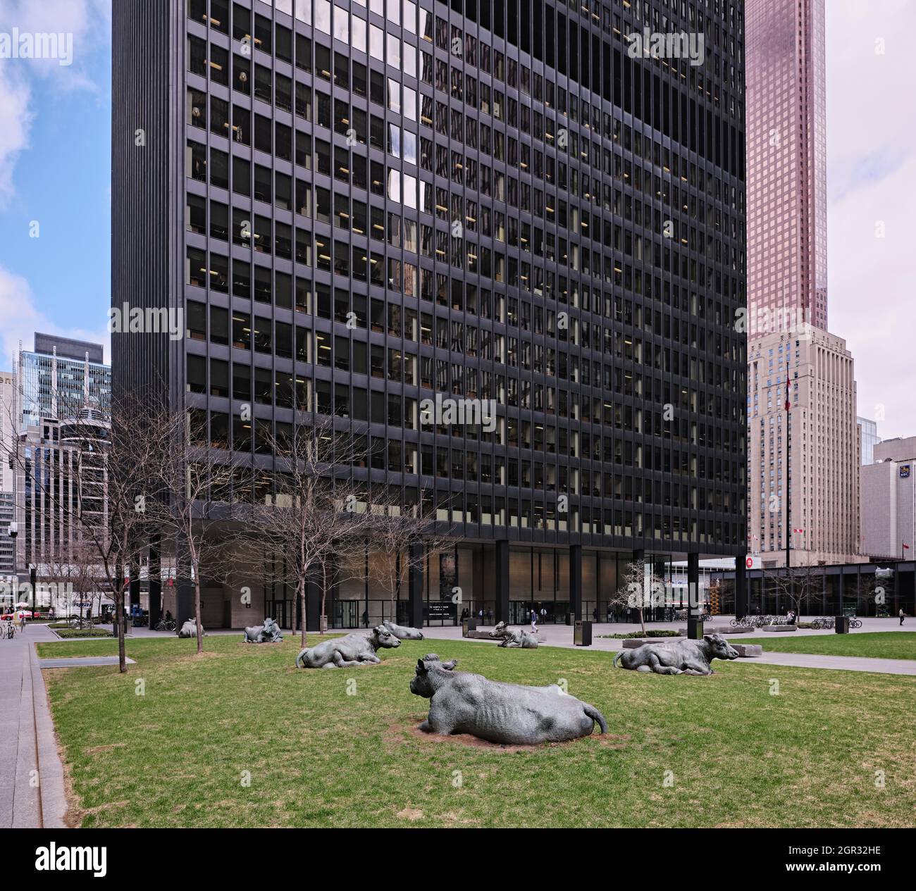 Td bank skyscraper toronto dominion hi-res stock photography and images ...