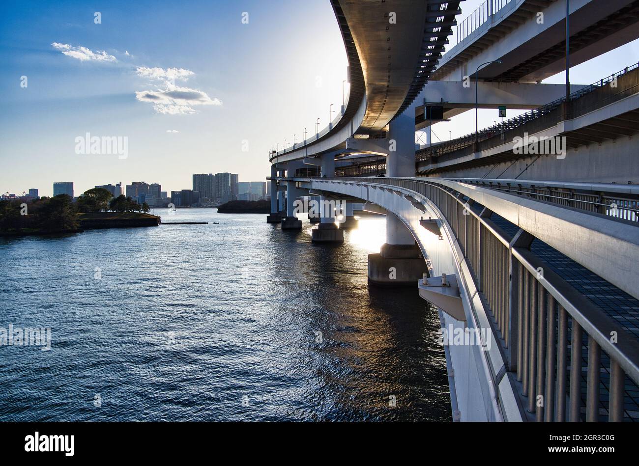 Pedestrian deck hi-res stock photography and images - Alamy