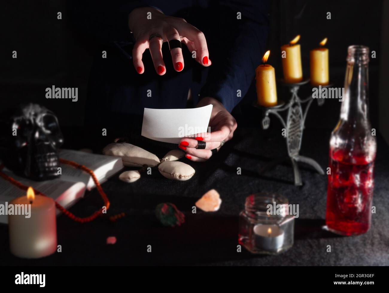 Food conspiracy hi-res stock photography and images - Alamy