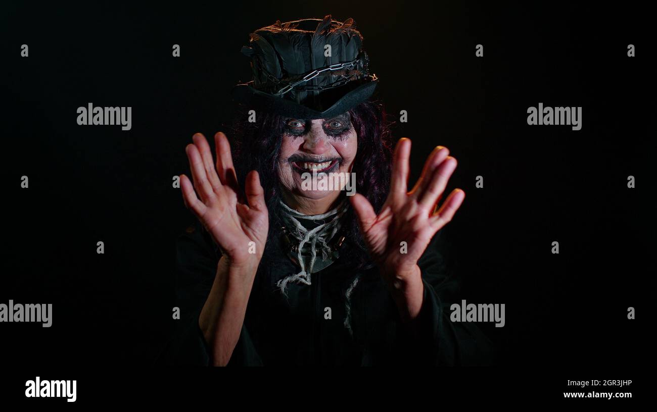 Devil woman hi hi-res stock photography and images - Alamy