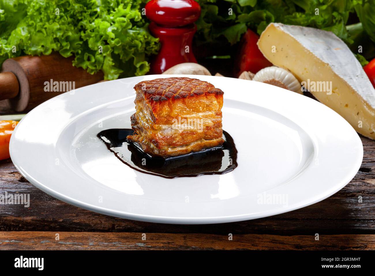 Pork flitch with onion and garlic hi-res stock photography and images ...