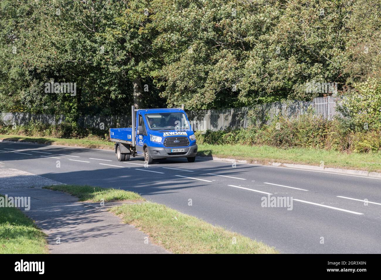 Builders merchants sign logo hi-res stock photography and images - Alamy