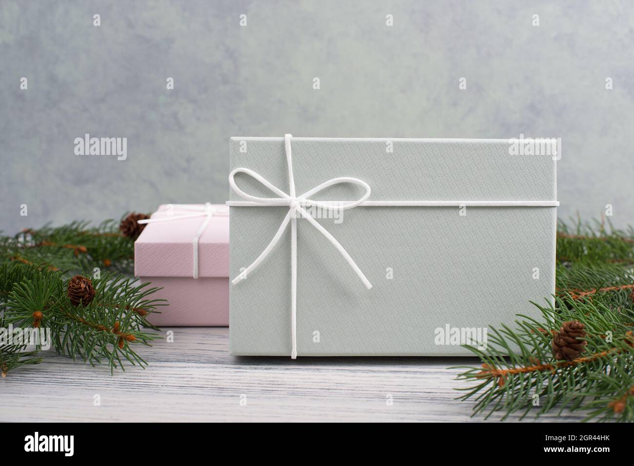 Parcel preparation hi-res stock photography and images - Alamy