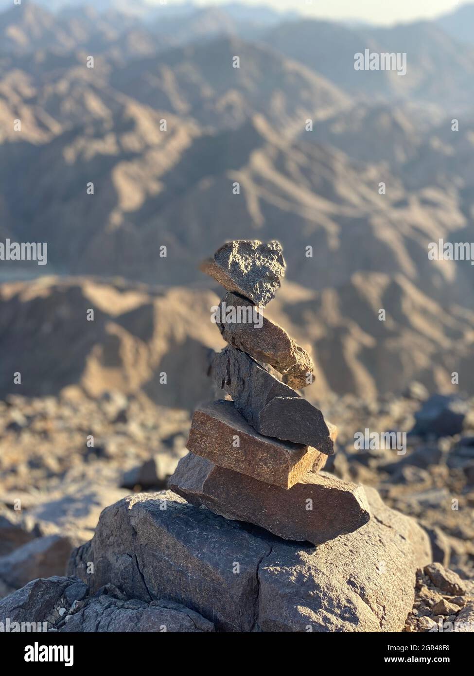 Middle stack mountain hi-res stock photography and images - Alamy