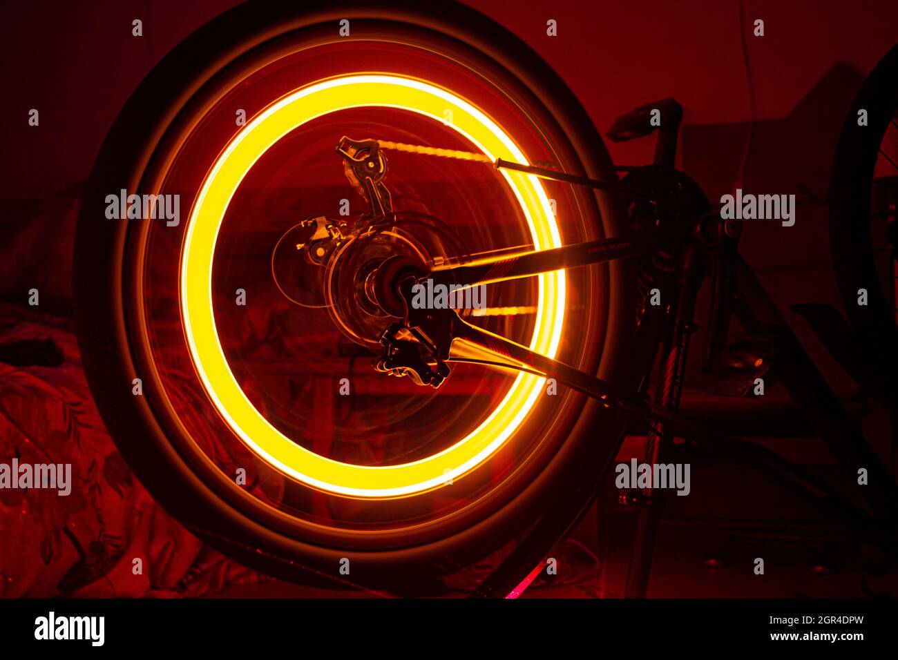 Woman in wheelchair silhouette hi-res stock photography and images - Alamy