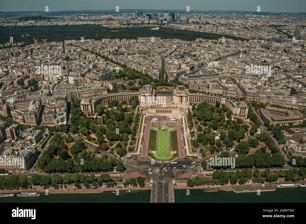 Trocadero viewpoint hi-res stock photography and images - Alamy