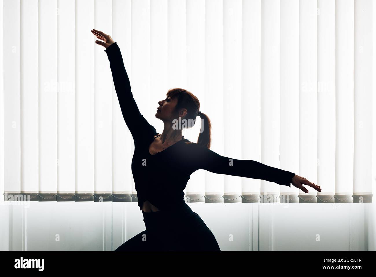 Human limb performing art hi-res stock photography and images - Alamy