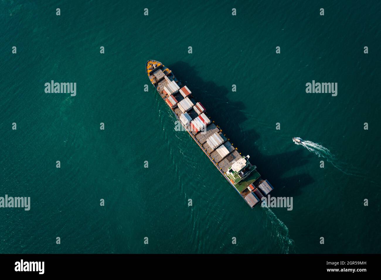 Container port dubai hi-res stock photography and images - Alamy