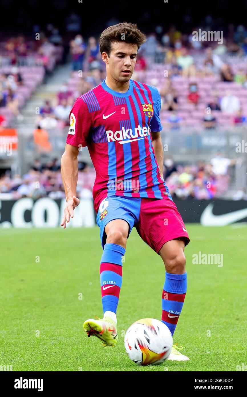 BARCELONA - SEP 26: Riqui Puig in action during the La Liga match ...