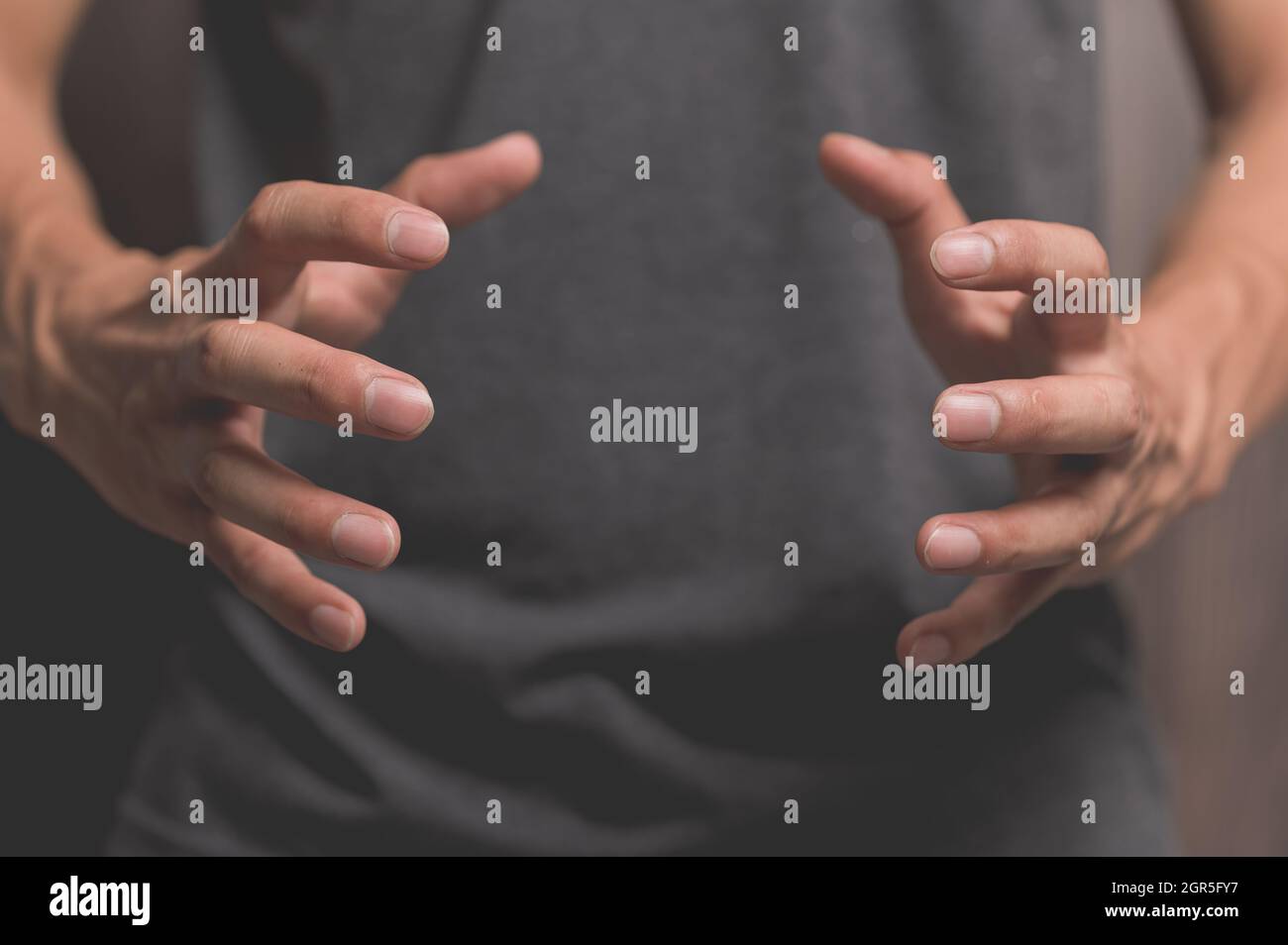 Spread your hands hi-res stock photography and images - Alamy