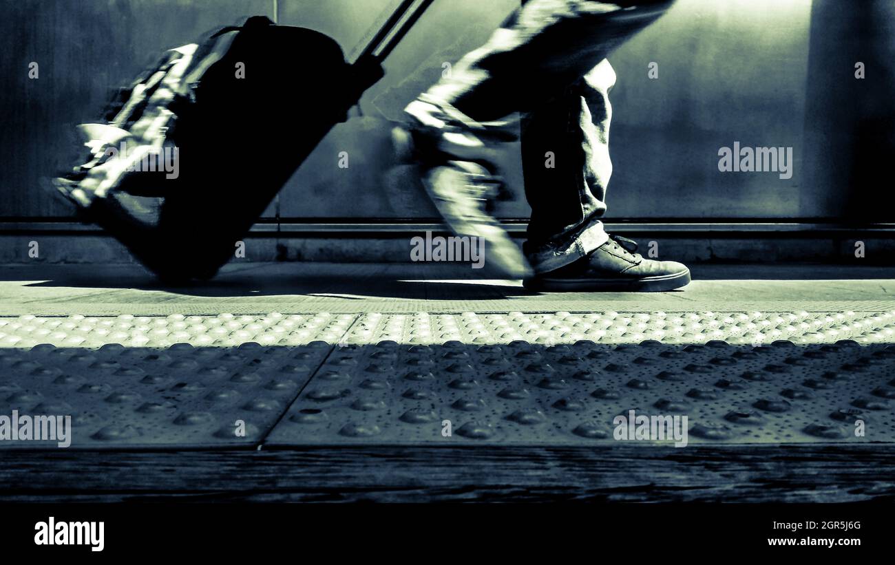 Commuter leg train hi-res stock photography and images - Alamy