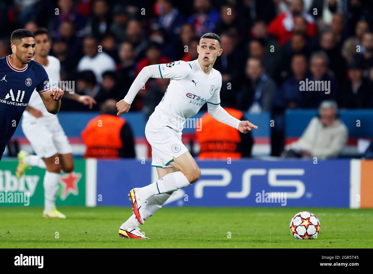 Phil foden paris hi-res stock photography and images - Alamy