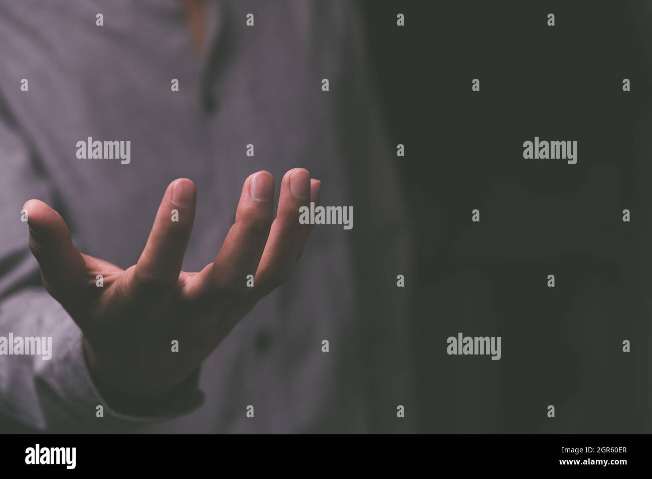 Spread your hands hi-res stock photography and images - Alamy