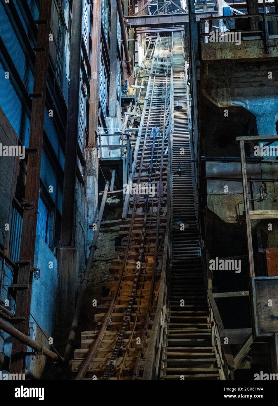 Old conveyor in an industrial building Stock Photo - Alamy