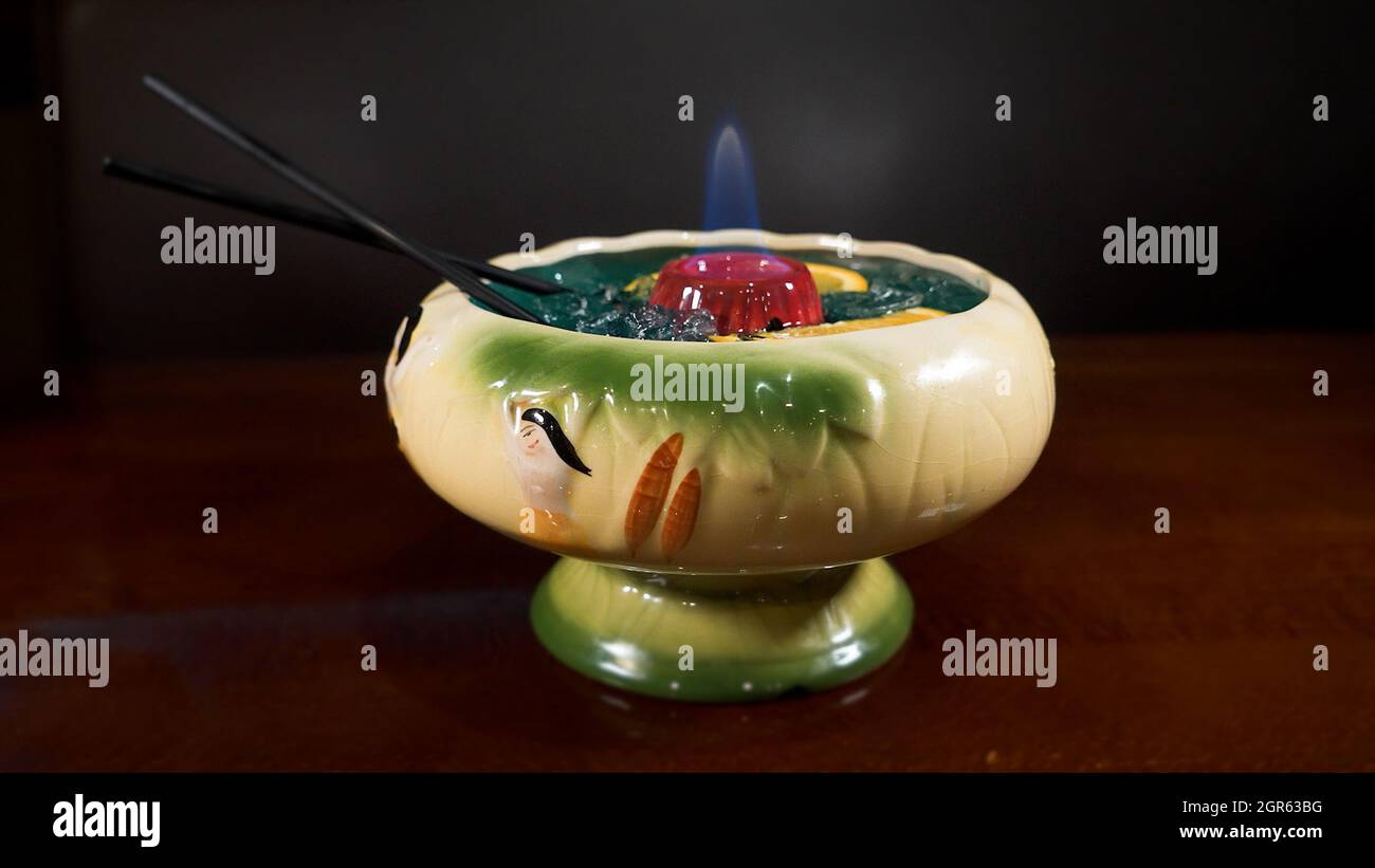 Volcano cocktail hi-res stock photography and images - Alamy
