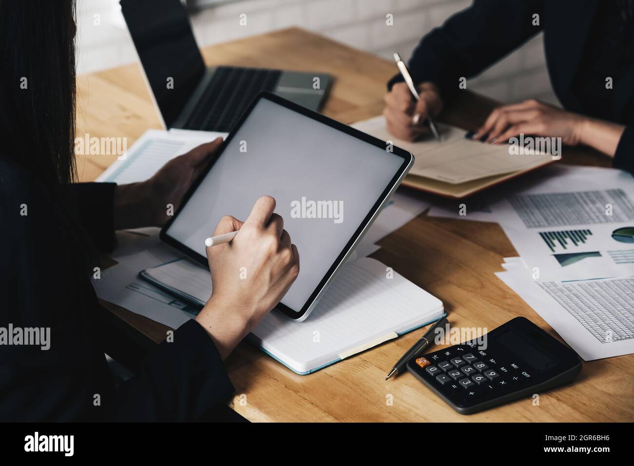 Business Accepting People Meeting Working With New Startup Project ...