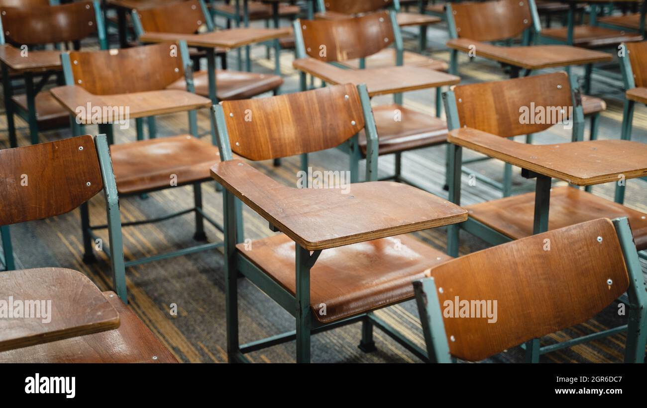 University class absence hi-res stock photography and images - Alamy
