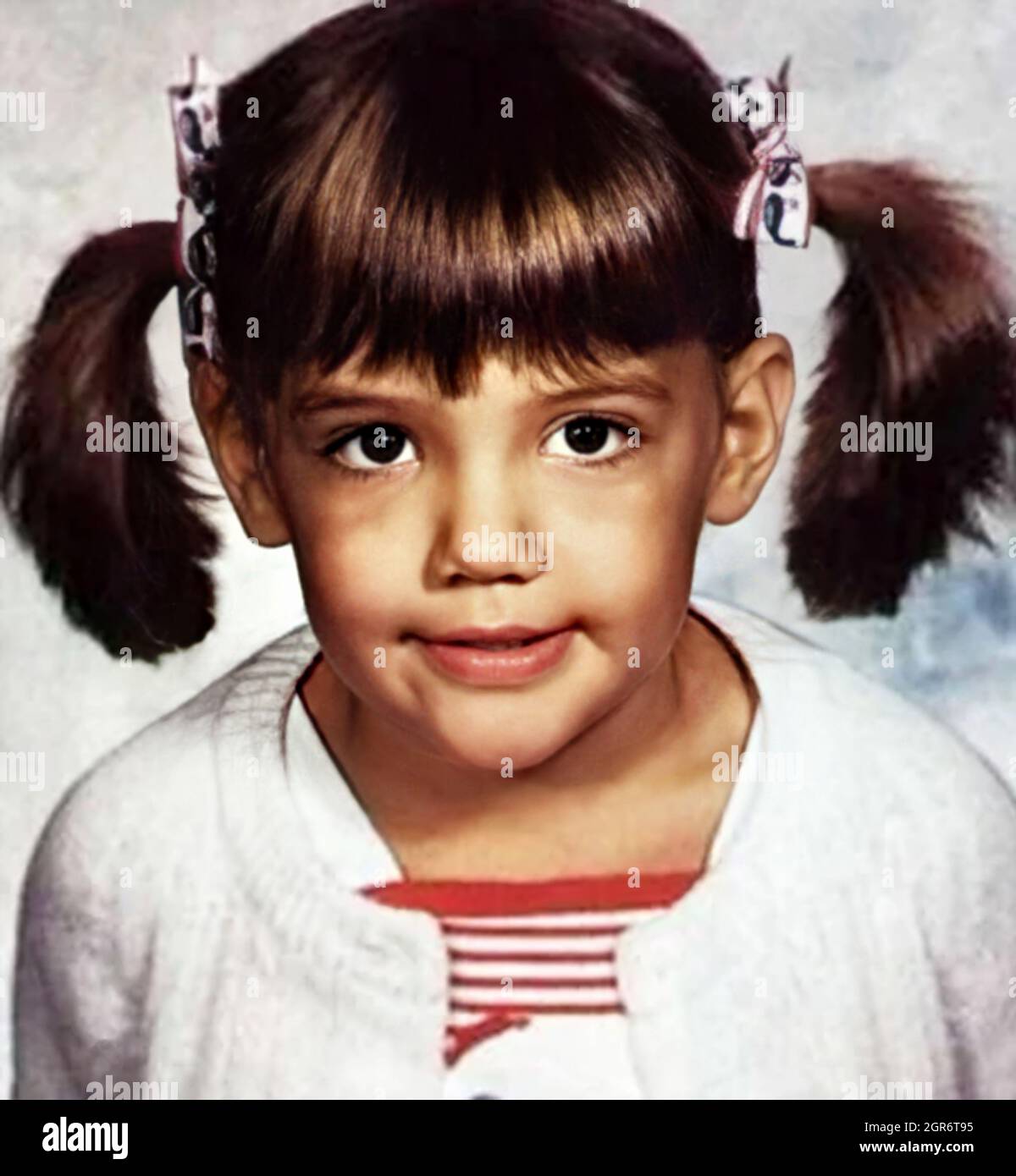 1984 ca, USA : The celebrated american actress KATIE HOLMES ( born 18 ...