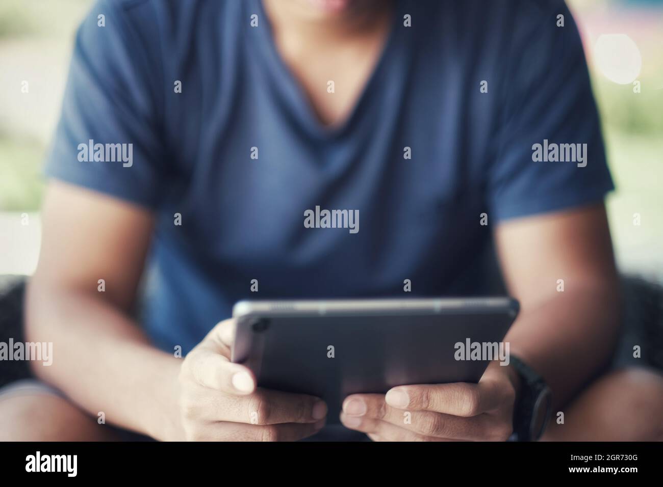 Multitasking teenager hi-res stock photography and images - Alamy