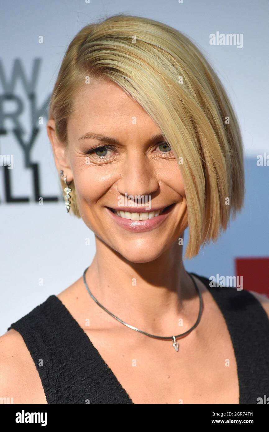 New York, NY, USA. 30th Sep, 2021. Claire Danes at arrivals for The ...