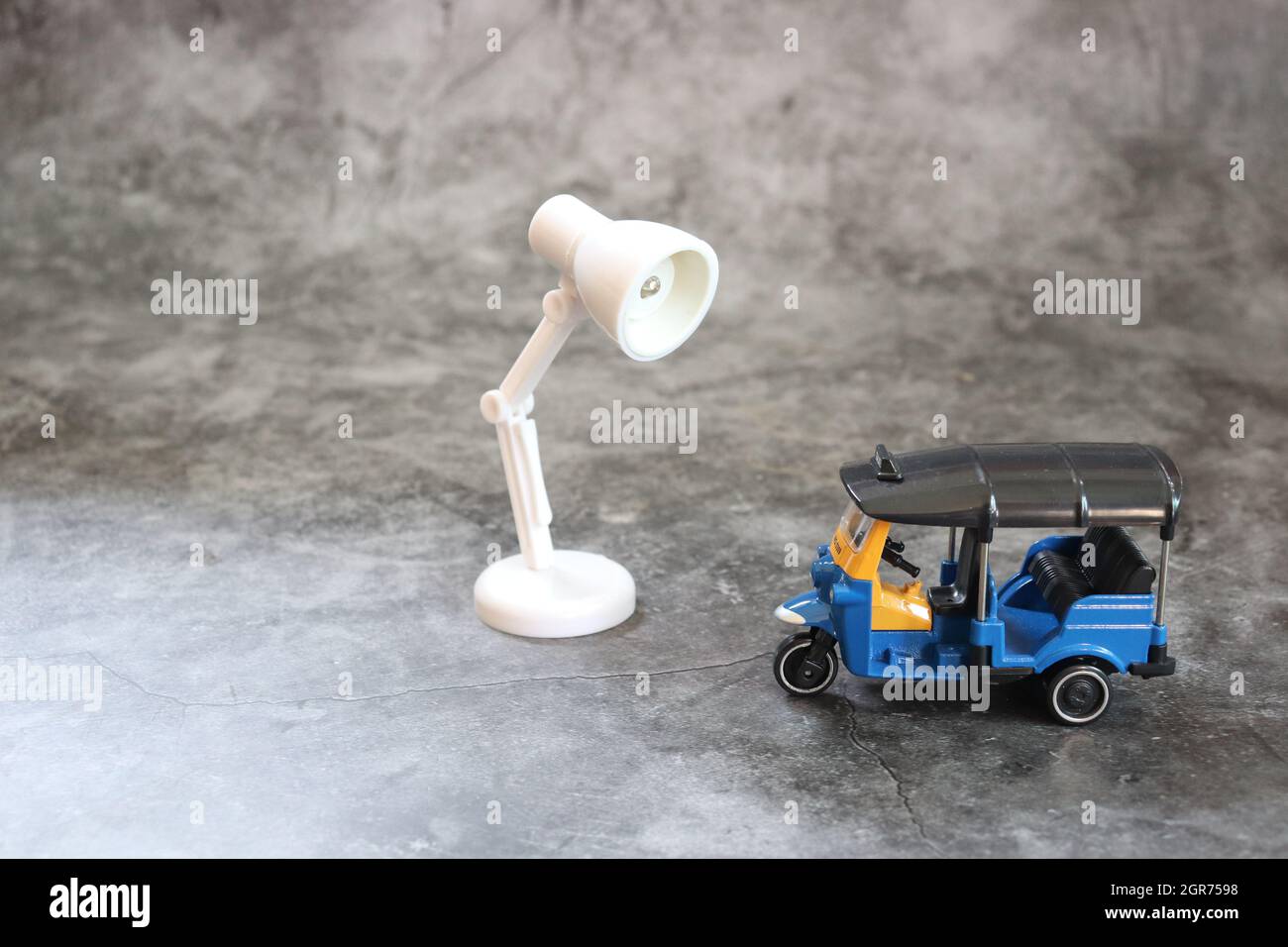 Toy rickshaw hi-res stock photography and images - Alamy