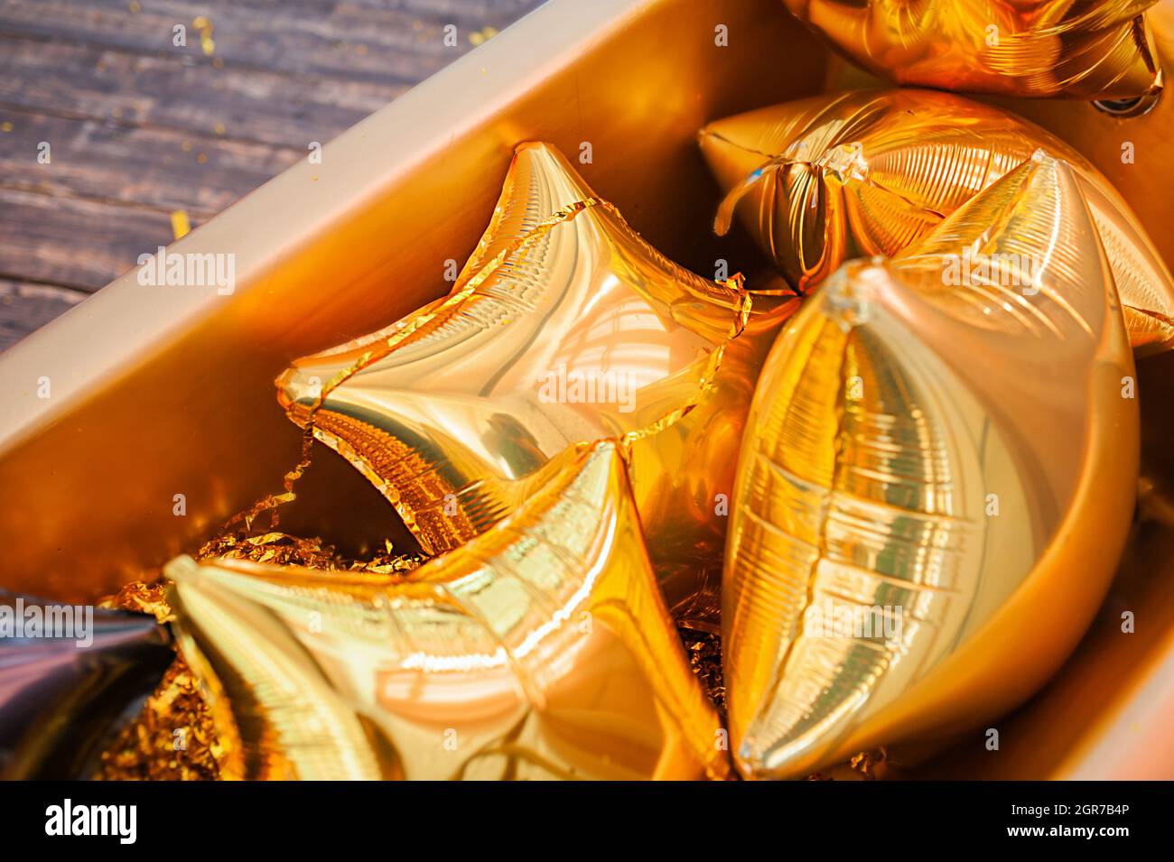 Big gold box hi-res stock photography and images - Alamy