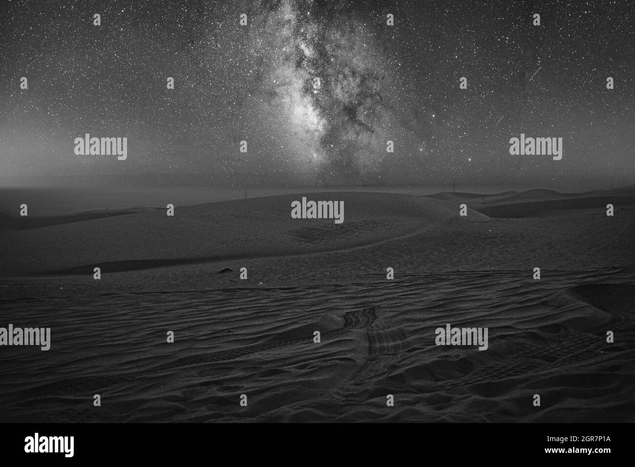 Saudi night desert hi-res stock photography and images - Alamy
