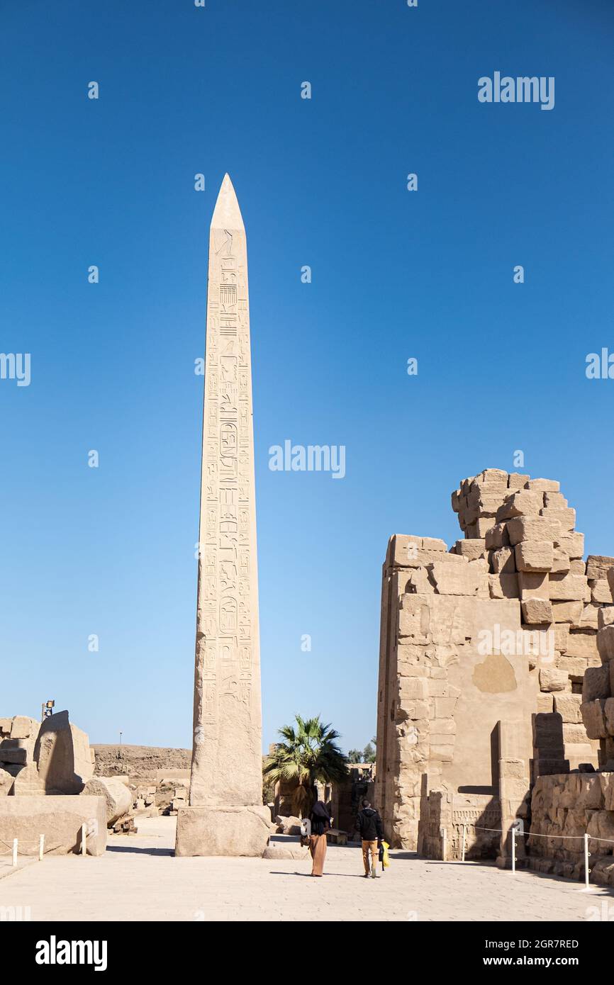 Ancient egyptian pillar hi-res stock photography and images - Alamy
