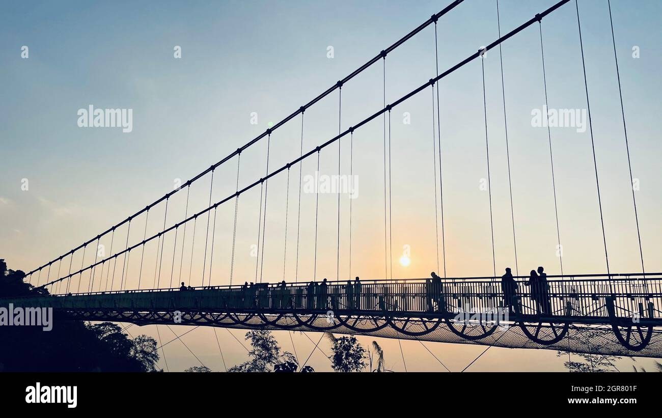 Taiping landscape suspension bridge hi-res stock photography and images ...