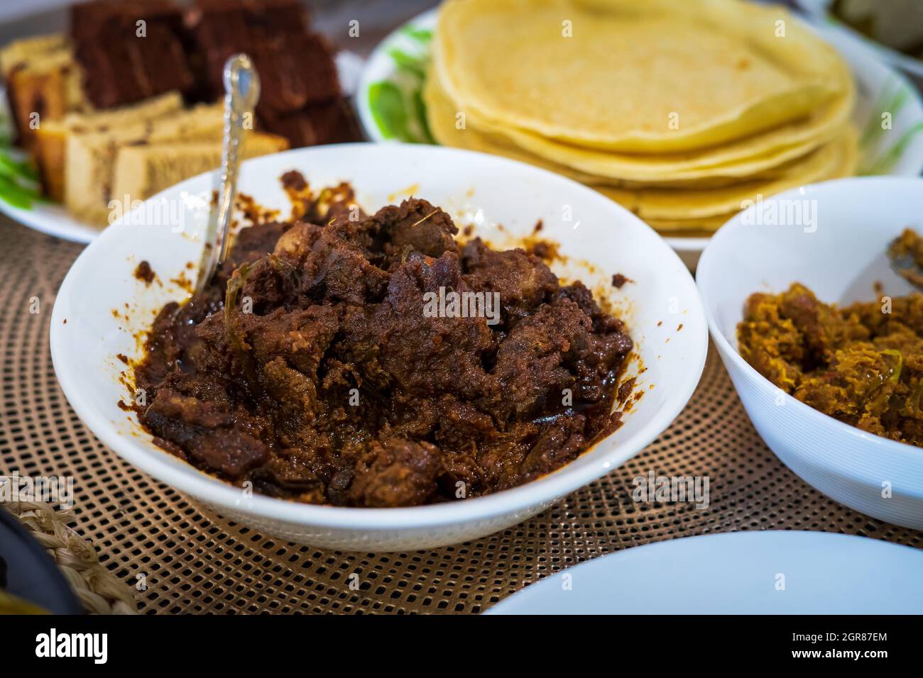 Traditional food of minangkabau hi-res stock photography and images - Alamy
