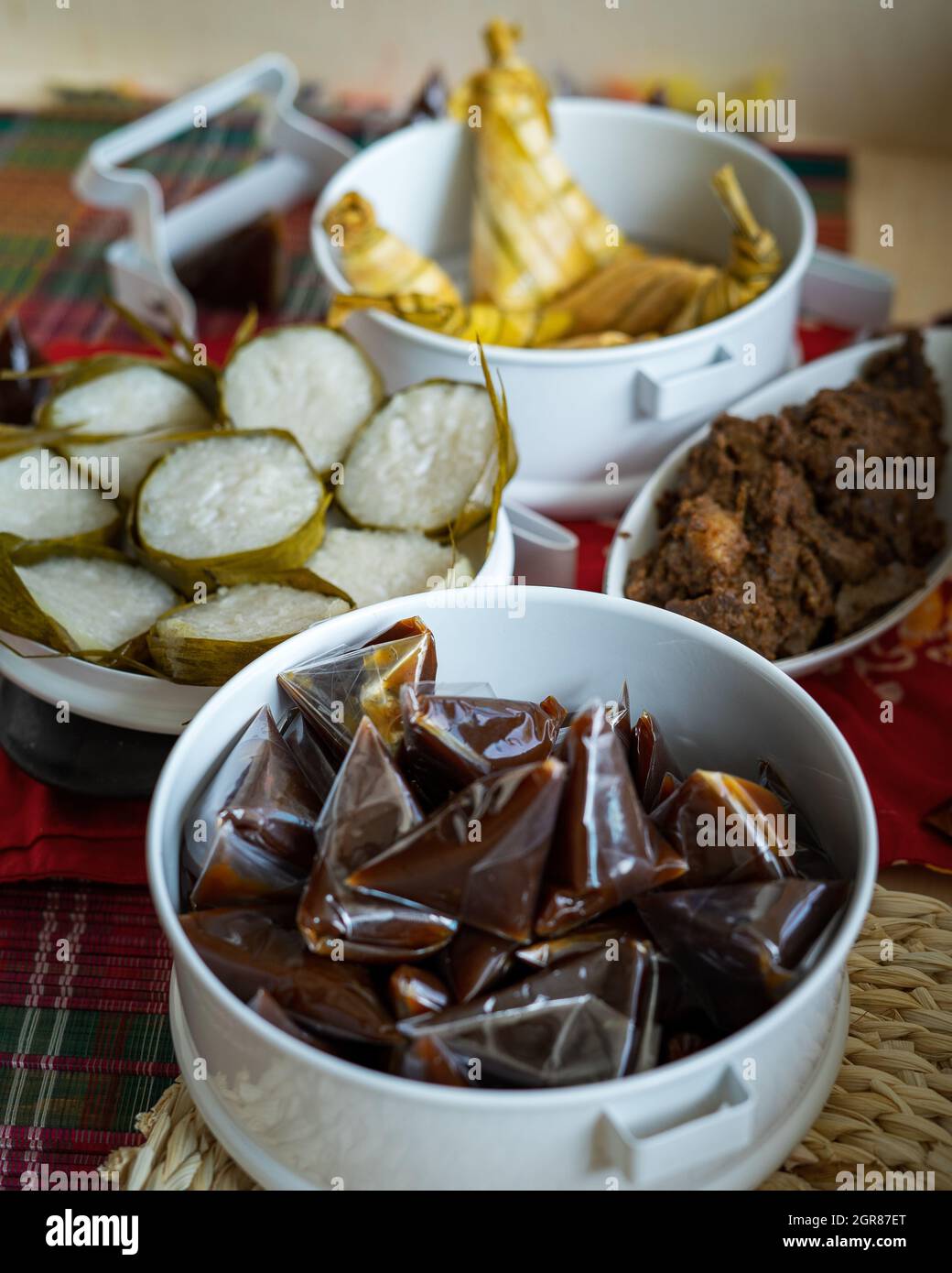 Malay cookies hi-res stock photography and images - Alamy