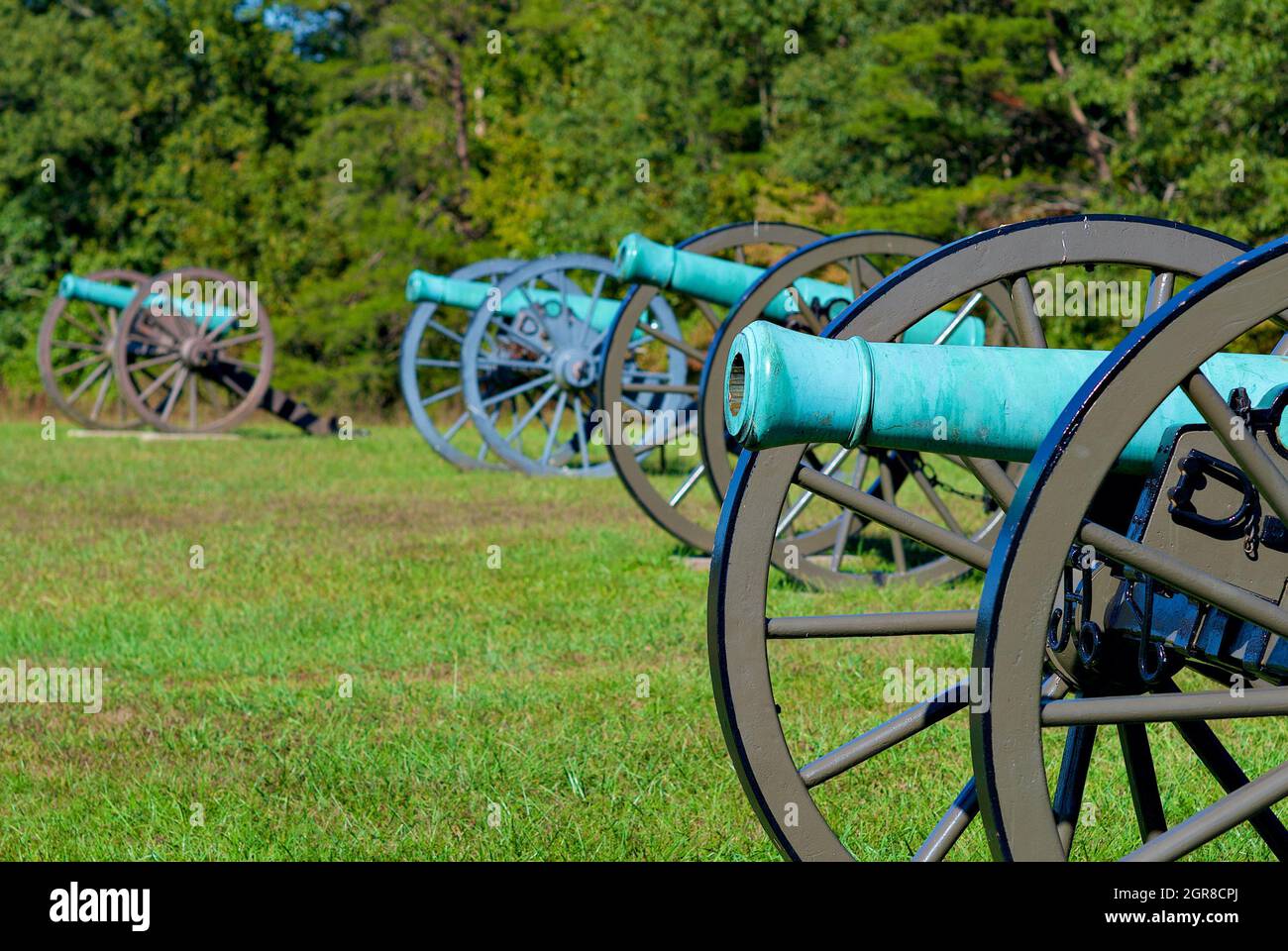 Artillery row hi-res stock photography and images - Alamy